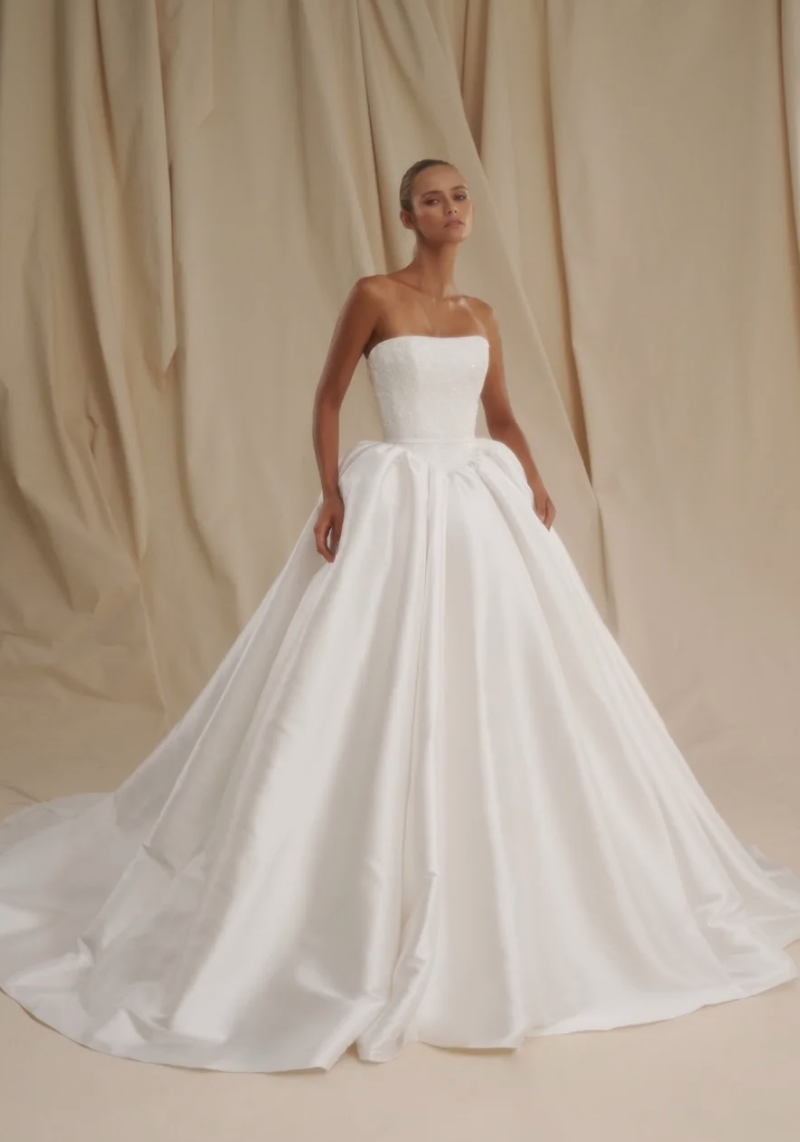 Senstudio | Becker's Bridal - Michigan's Premier Bridal Shop