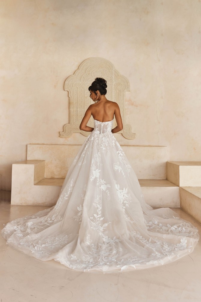 Madi Lane | Becker's Bridal - Liana | Becker's Bridal - Michigan's ...