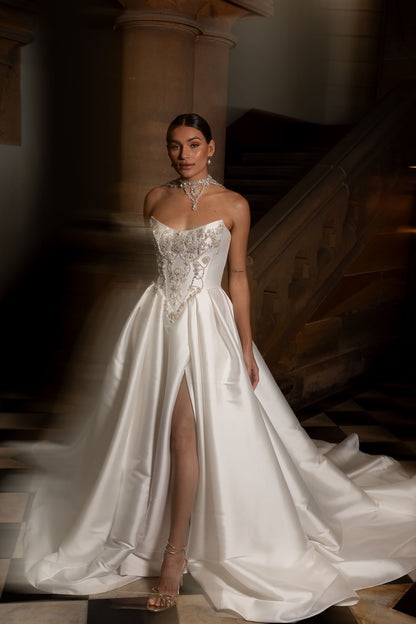 La Premiere Bridal Dresses | Becker's Bridal - Michigan's Premier ...